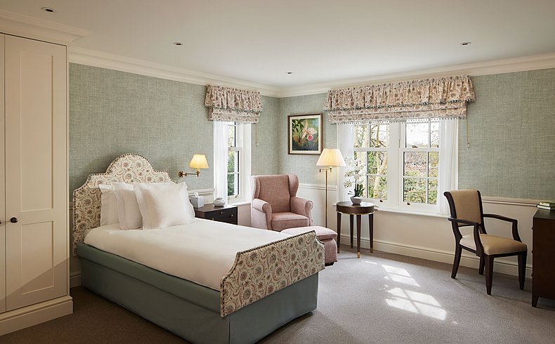 Discover Personalised Holistic Care at KYN BICKLEY, Bromley | KYN